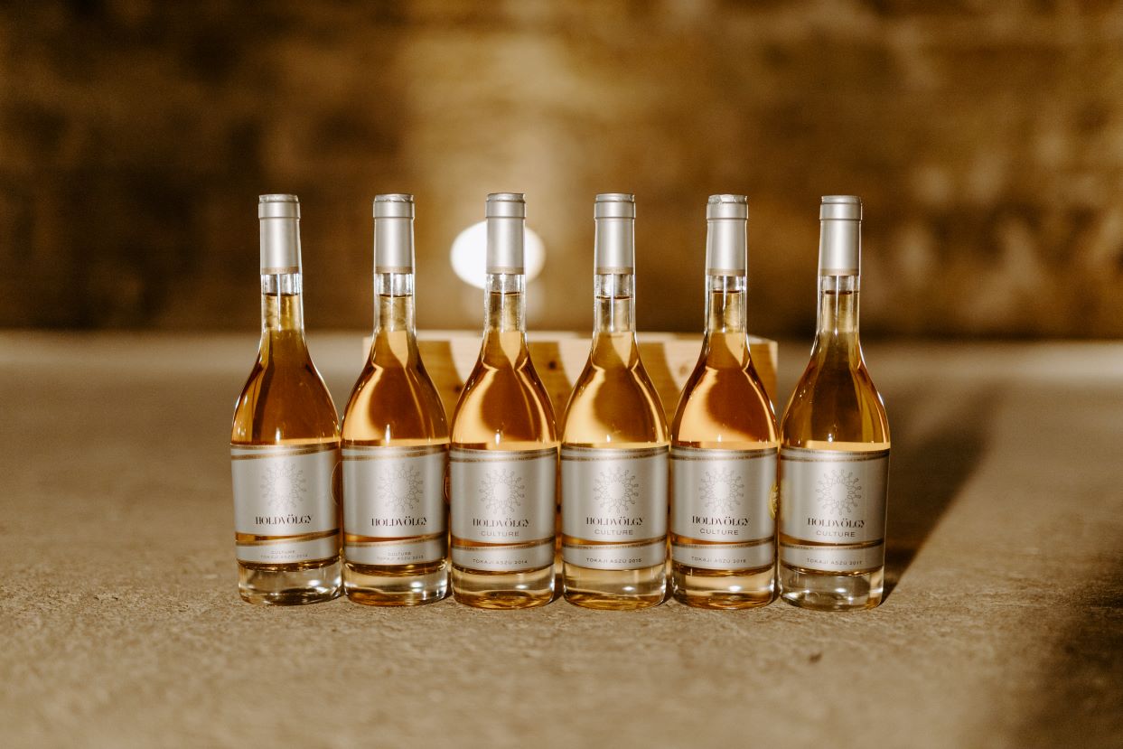 TOKAJI ASZÚ WINE-TASTING EXPERIENCE